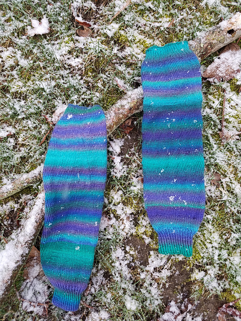 Ravelry: Unforgettable Leg Warmers pattern by Merri Martin