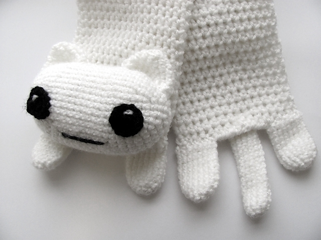 Ravelry: Longcat and Tacgnol Amigurumi Scarflette pattern by Mevlinn Gusick