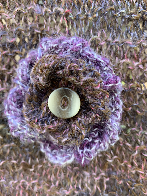 Ravelry: Mgavi's Bicolor hand-spun top
