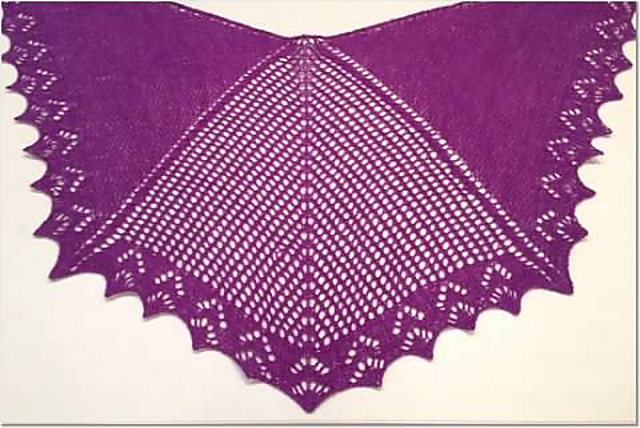 Ravelry: Papillon Shawl pattern by Sarah Ocepek
