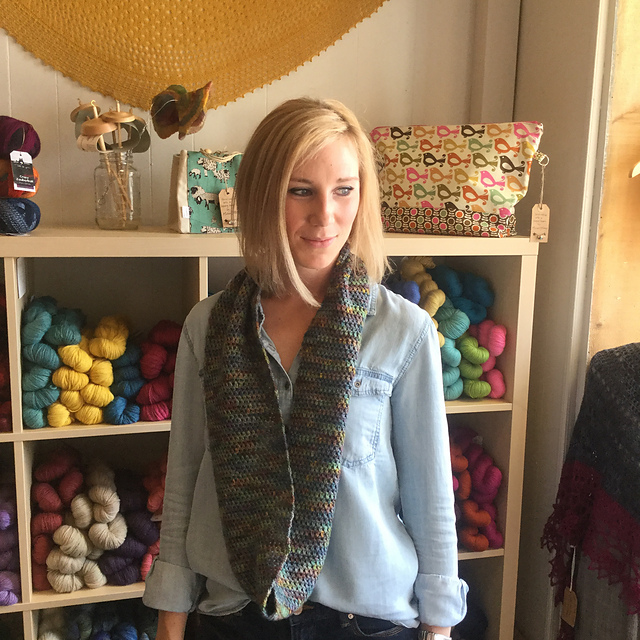 Ravelry: So Easy Cowl pattern by Michele Goodson