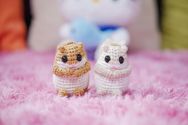 Ravelry: Two Flying Squirrels pattern by Midnight Silva