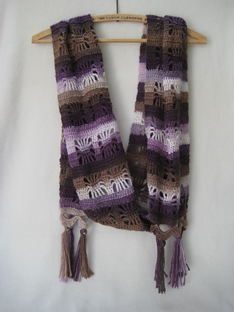 Ravelry: Easy Spider Web Scarf pattern by Millionbells