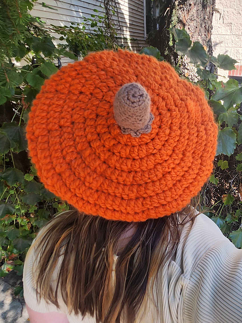 Ravelry: Pumpkin Beret pattern by Mills Is Crocheting