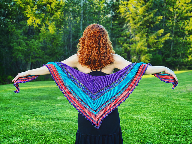 Ravelry: Novum Alas Shawl pattern by Kristina Ziese - Miramar Woods