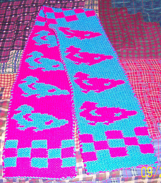 Ravelry: Dual Sided Duck Scarf pattern by Miranda Stanbery
