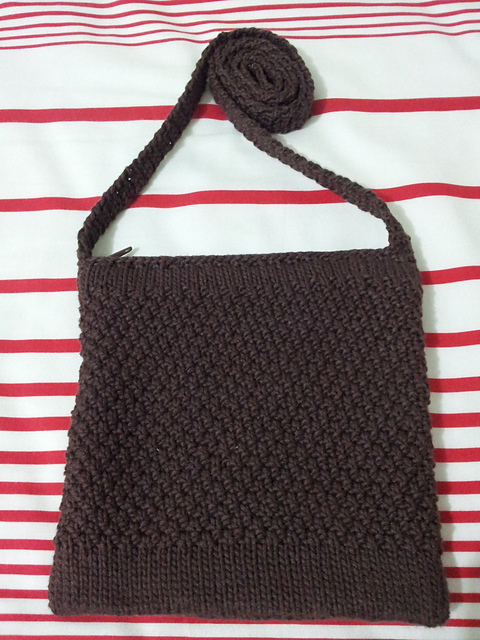Ravelry: Double Seed Stitch Bag pattern by Miss Crafty Fingers