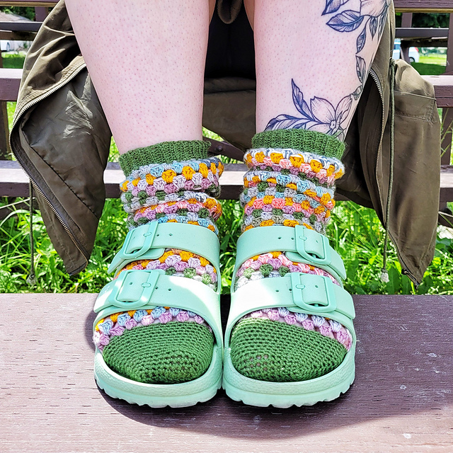 Ravelry: Granny socks pattern by Melissa Fowler