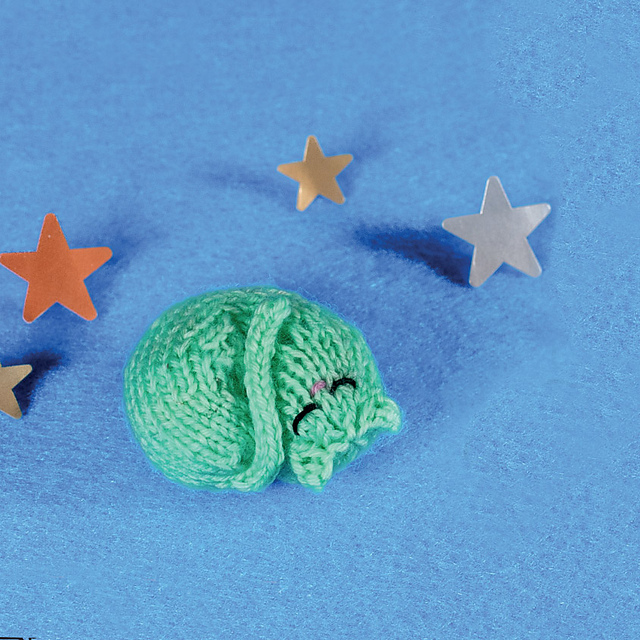 Ravelry: Sleepy Cat pattern by Anna Hrachovec