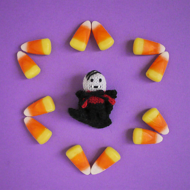 Ravelry: Tiny Vampire pattern by Anna Hrachovec