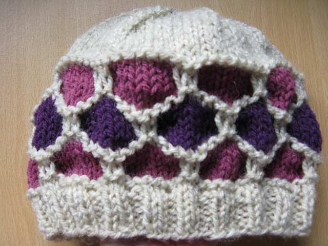Ravelry: Wasp Nest Hat pattern by Tricia Pendergrass