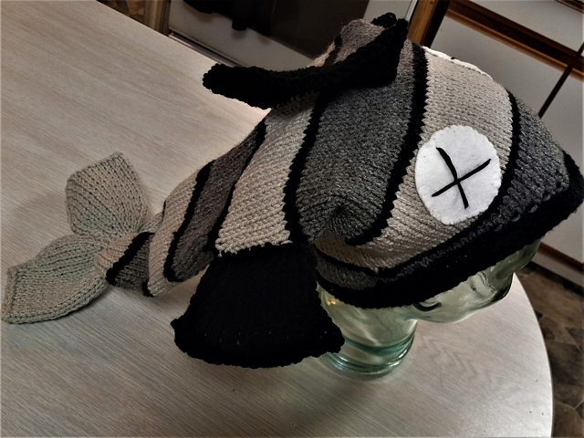 Ravelry: Mommabear7's Another fish hat