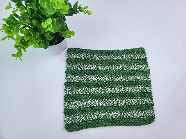 Ravelry: Upper Eastside Washcloth pattern by Michelle Ferguson