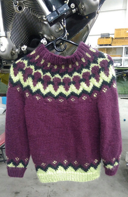 Ravelry: Designs 2a, 2b, & 2c - Pullover pattern by Álafoss
