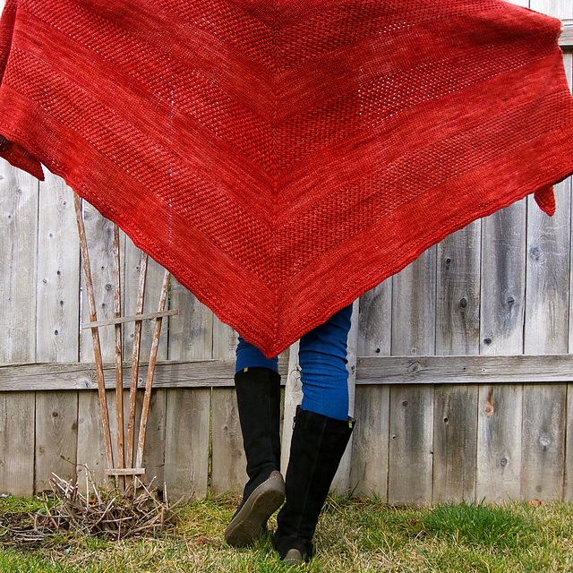 Ravelry: Monalogue's Textured Shawl