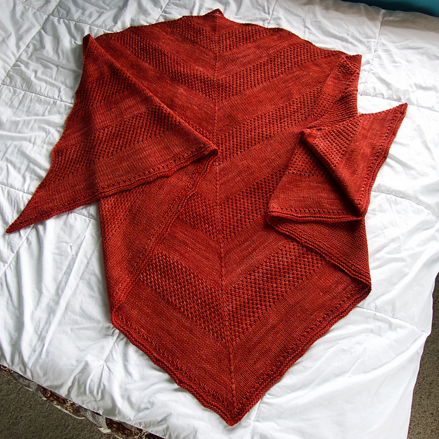 Ravelry: Monalogue's Textured Shawl