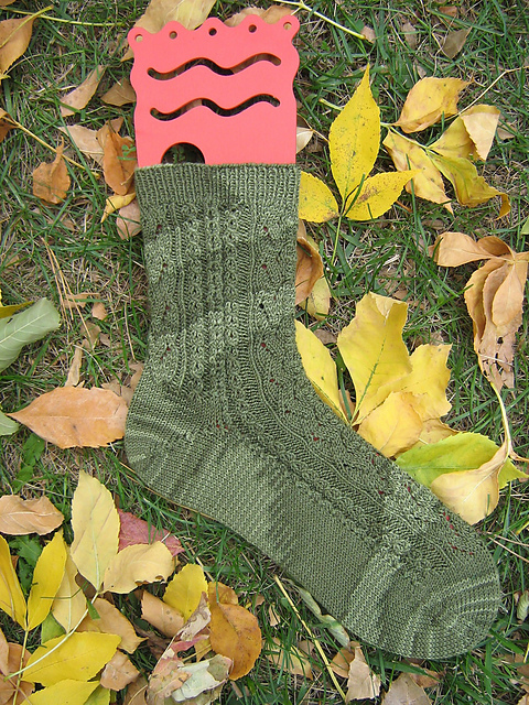 Ravelry: Croc Socks pattern by Monica Jines