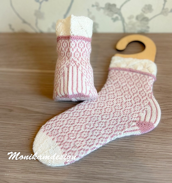 Ravelry: Designs by Monika Mortensen