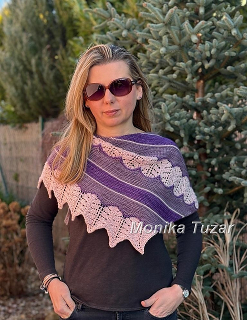 Ravelry: Deneb shawl pattern by Monika Tuzar