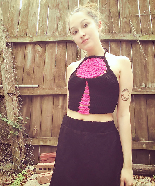 Ravelry: Lotus Mandala Halter Top pattern by MoonlitShop Patterns