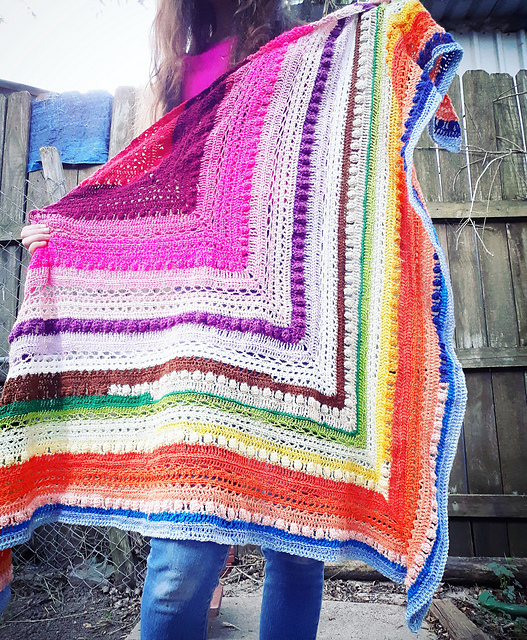 Ravelry: Colorful Thread Shawl pattern by MoonlitShop Patterns