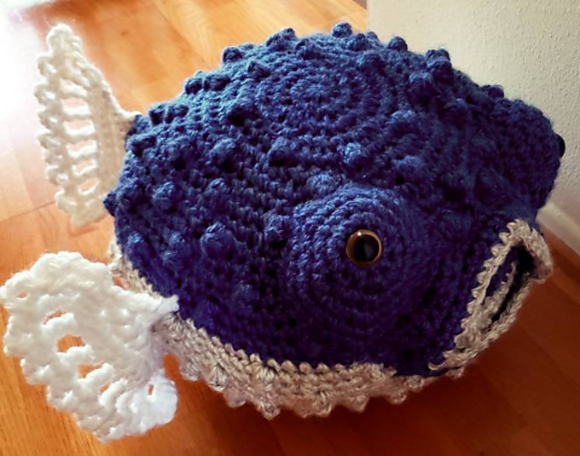 Ravelry: Peter the Puffer Fish Pillow pattern by Kait Vickers