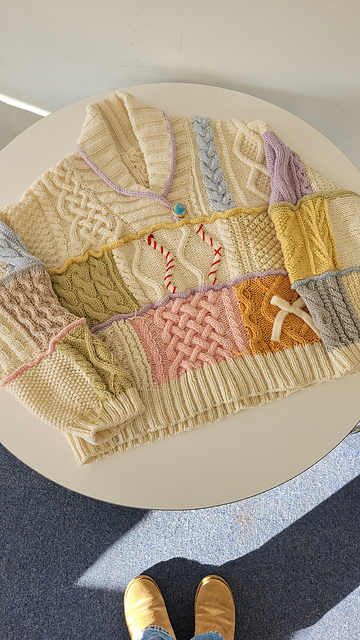 Ravelry: Puzzle sweater pattern by morae knit