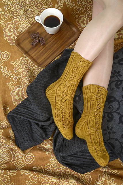 Ravelry: Yhdessä Ain pattern by Merja Ojanperä