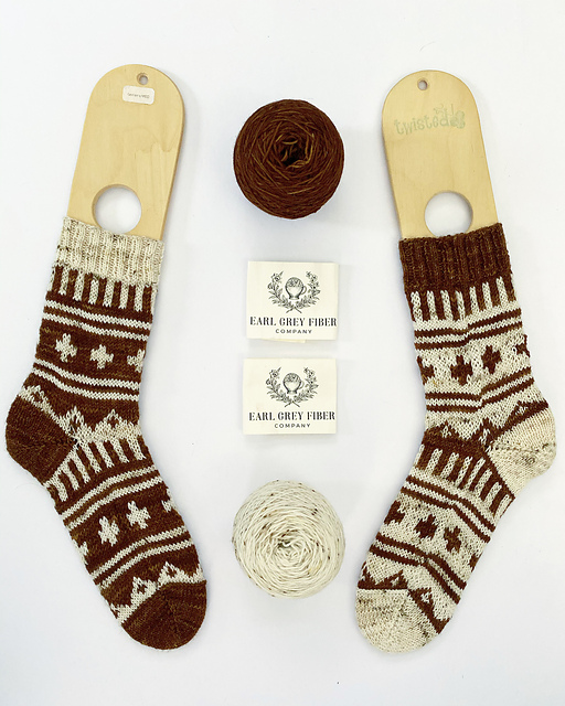 Ravelry: Sanguine Sock pattern by Morgan Woltersdorf