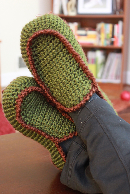 Ravelry: Men's Loafer Style House Slipper pattern by Dawn Gillis