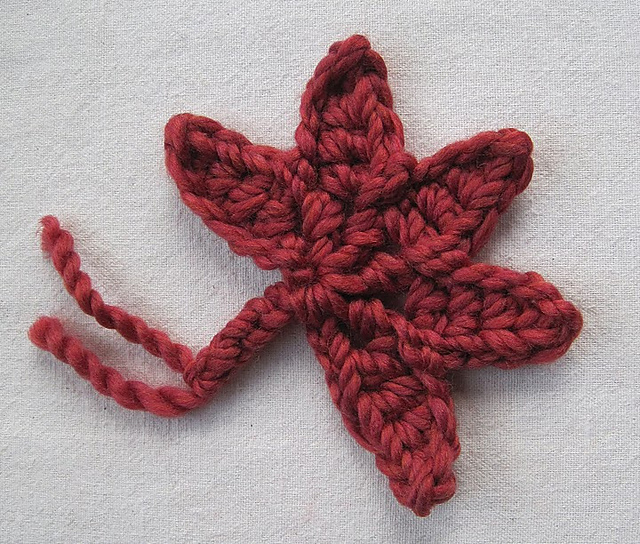 Ravelry: Maple Leaf Motif pattern by Sue Perez