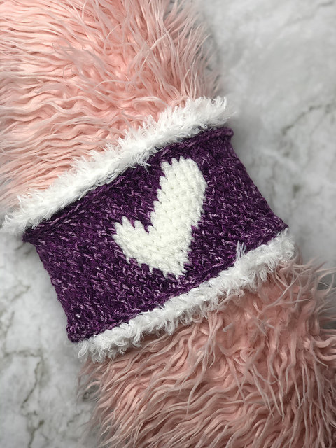 Ravelry: Wonky Heart Ear Warmer pattern by tl.crochet