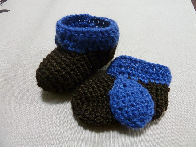 Ravelry: Berry Baby Booties pattern by CN