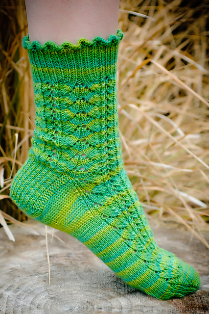 Ravelry: Herringbone Lace Socks pattern by Leslie Verts