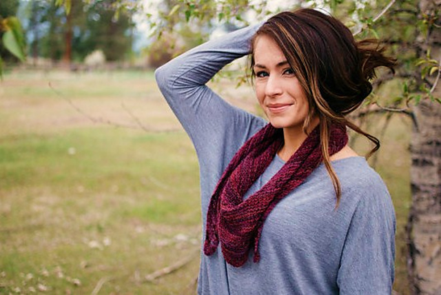 Ravelry: Split Crescent Scarf pattern by Diana McKay