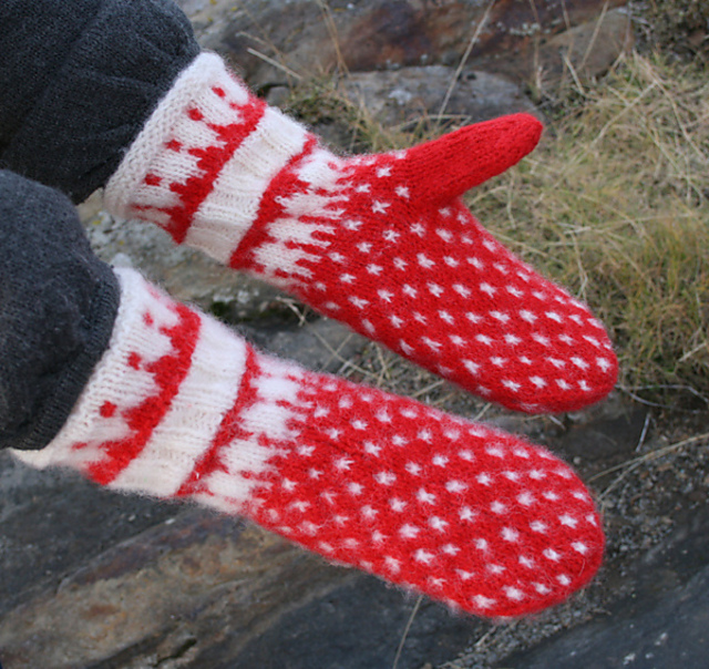 Ravelry: Mushroom |Fly Agaric Mittens pattern by Jorid Linvik