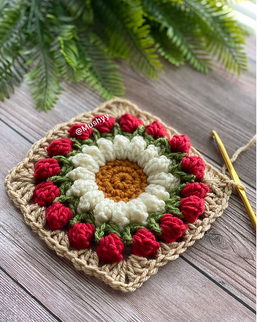 Ravelry: Springtime Bouquet Granny Square pattern by MUSHYY