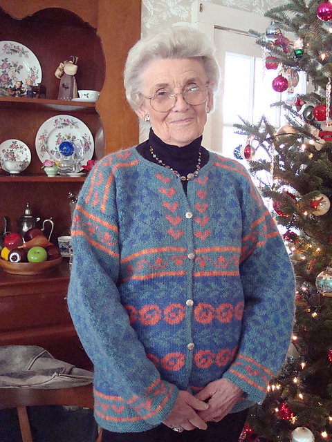 Ravelry: Norwegian Roses pattern by Nancy Oakes