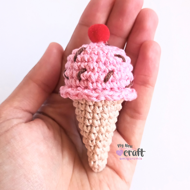 Ravelry: Little Ice Cream Amigurumi pattern by Isabela Tavares
