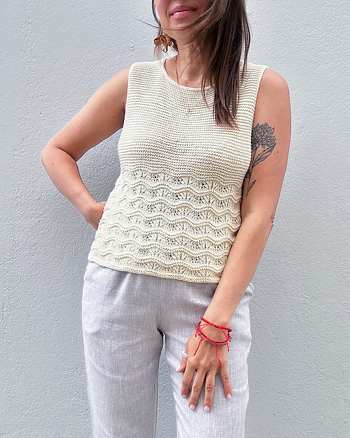 Ravelry: Seesaw Top pattern by Victoria Chaplina