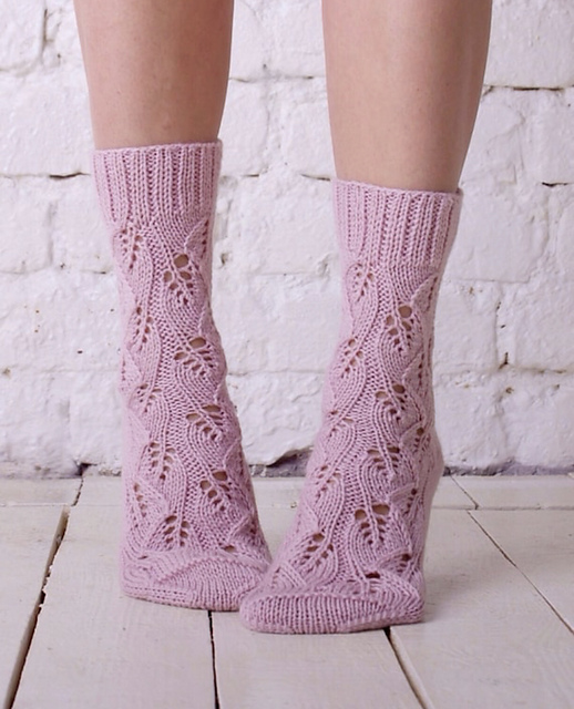 Ravelry: Silver Night Socks light pattern by Victoria Chaplina