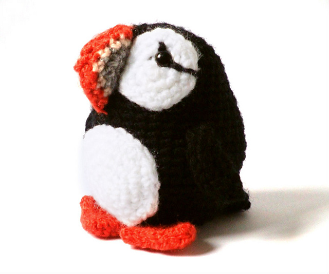 Ravelry: Amigurumi Puffin Bird pattern by Ana Yogui