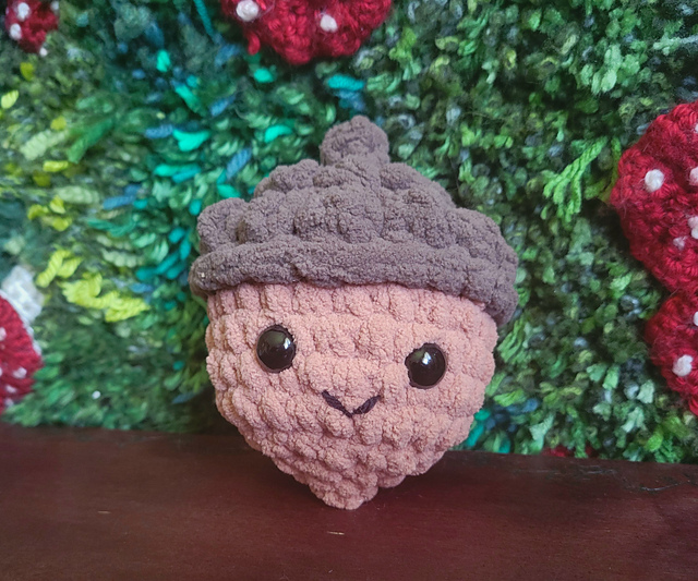Ravelry: Acorn Plush pattern by Rachel Brandt