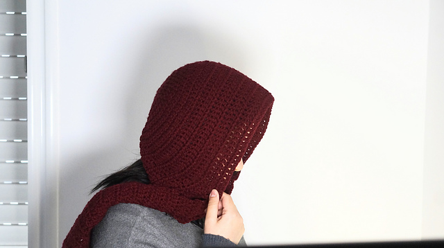 Ravelry: The perfect hooded scarf pattern by Nadia BF
