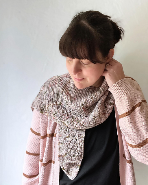 Ravelry: Kodama pattern by Nadia Crétin-Léchenne