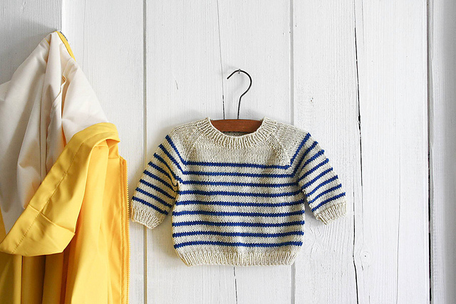 Ravelry: Molène pattern by Nadia Crétin-Léchenne