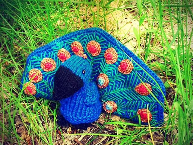 Ravelry: Crochet knit Peacock pattern by Nadia Perepelitsa