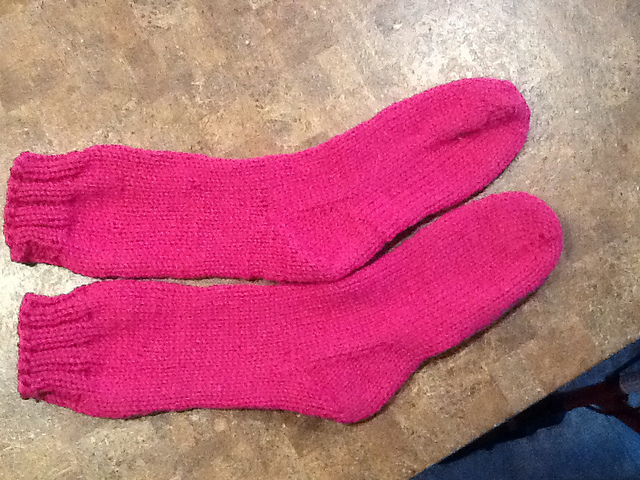 Ravelry: Nancy's Toe Up Socks pattern by Nancy Gleeson