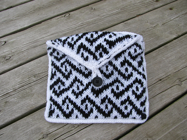 Ravelry: Rothes pattern by Nancy MacMillan
