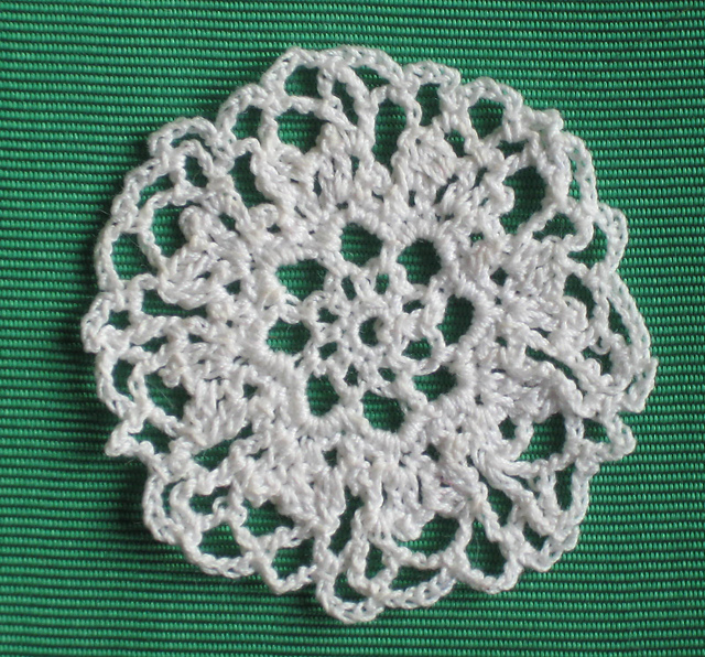 Ravelry: 96 Thread Motif pattern by American School of Needlework